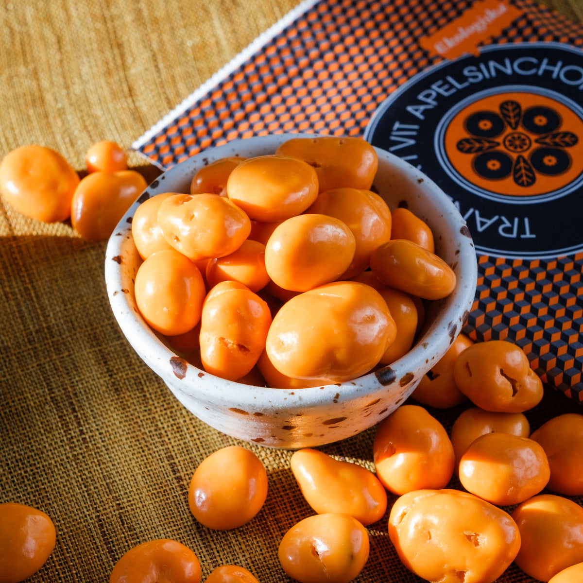 Flerpack: Tranbär i Vit Apelsinchoklad – Renée Voltaire